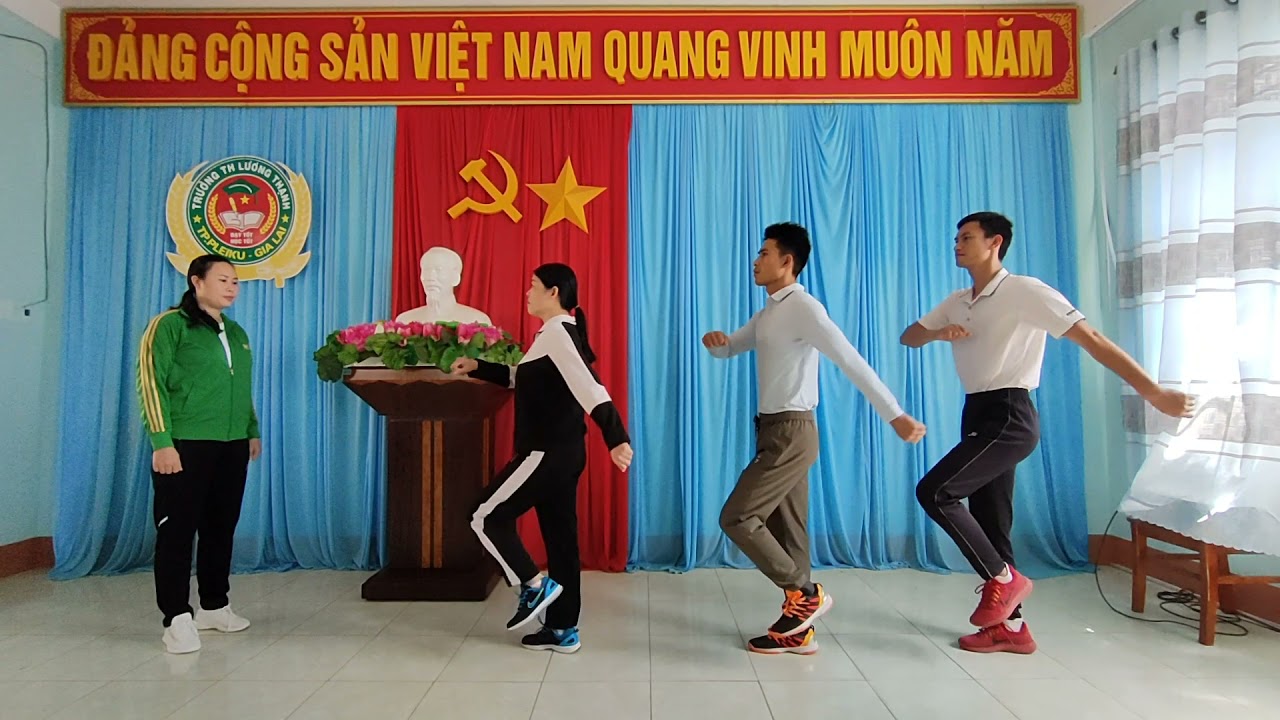 GDTC Lớp 2 tuần 9 - YouTube