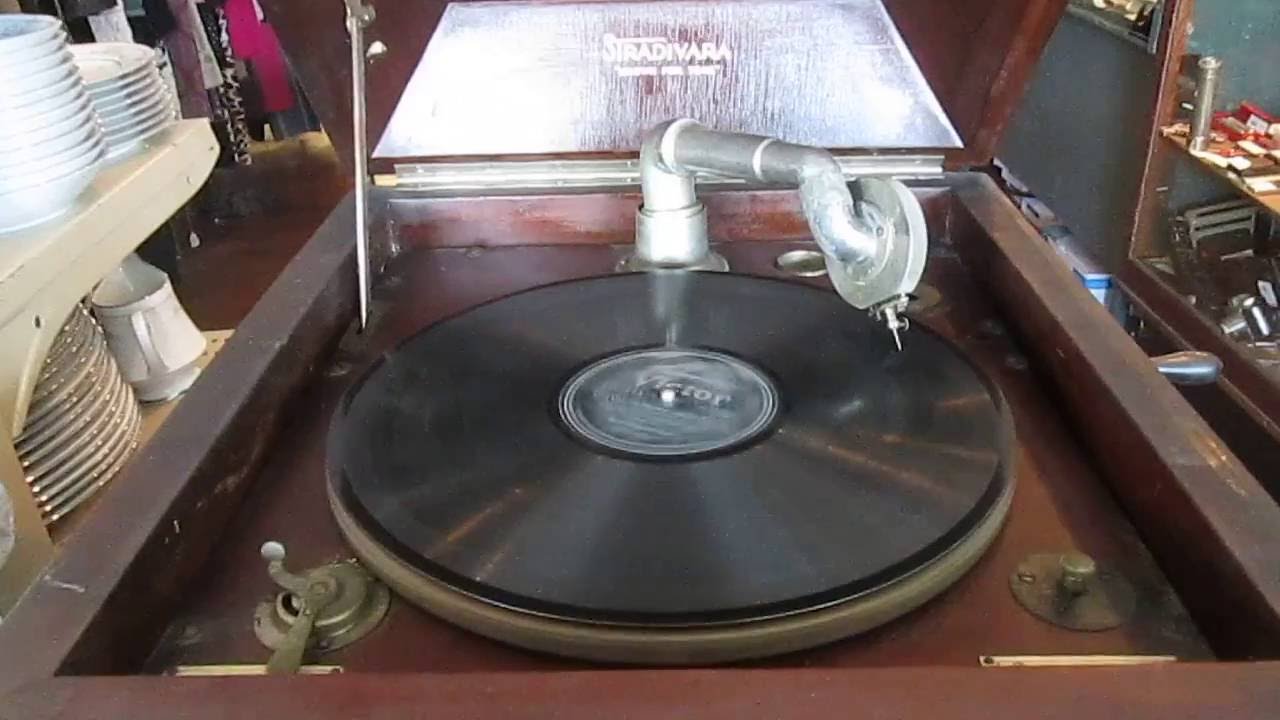 Antique Strativara Wind Up Phonograph Victrola Vintage Record Player NO ...