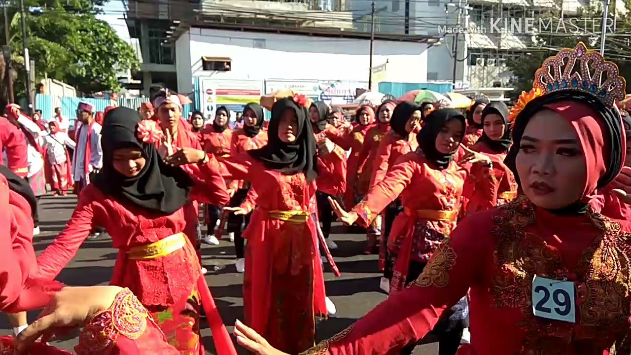 Tari Semarang Hebat 2019 - YouTube