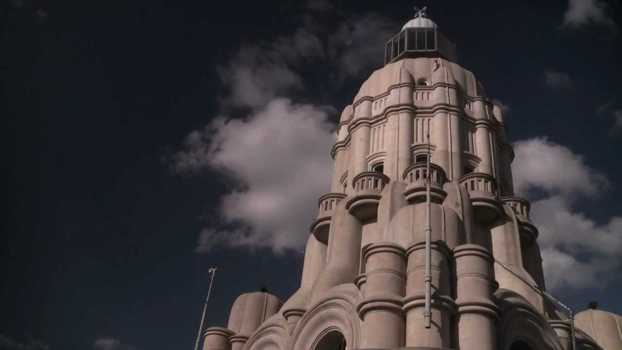 el rascacielos latino trailer - YouTube