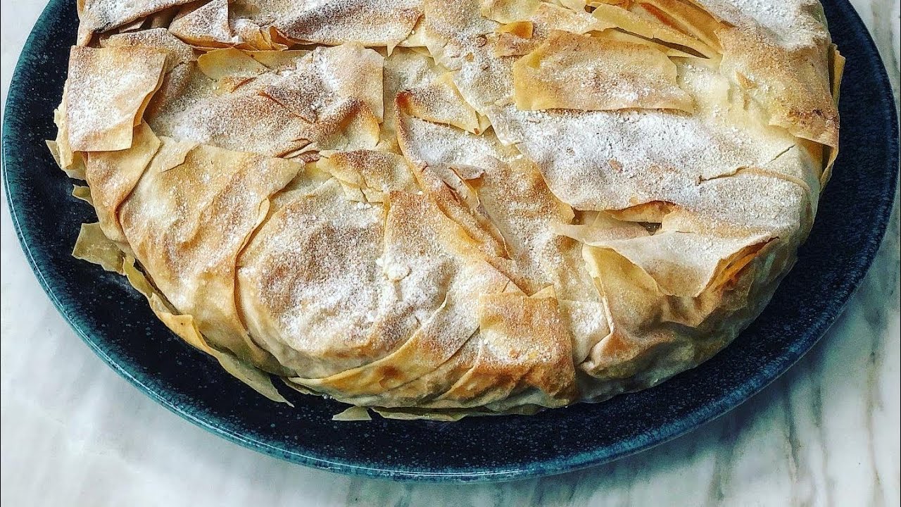 Pastela de Pollo | Chicken Pastilla - YouTube