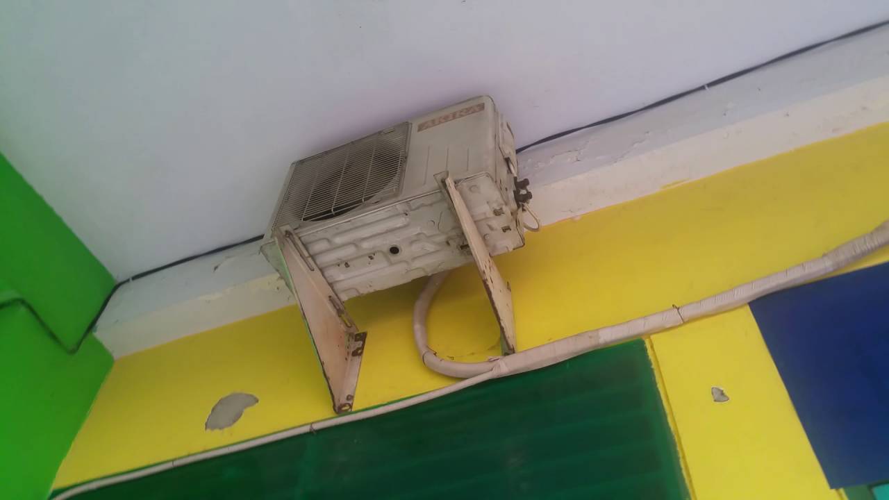 Akira & Hitachi 5 Condenser Air Conditioner - YouTube