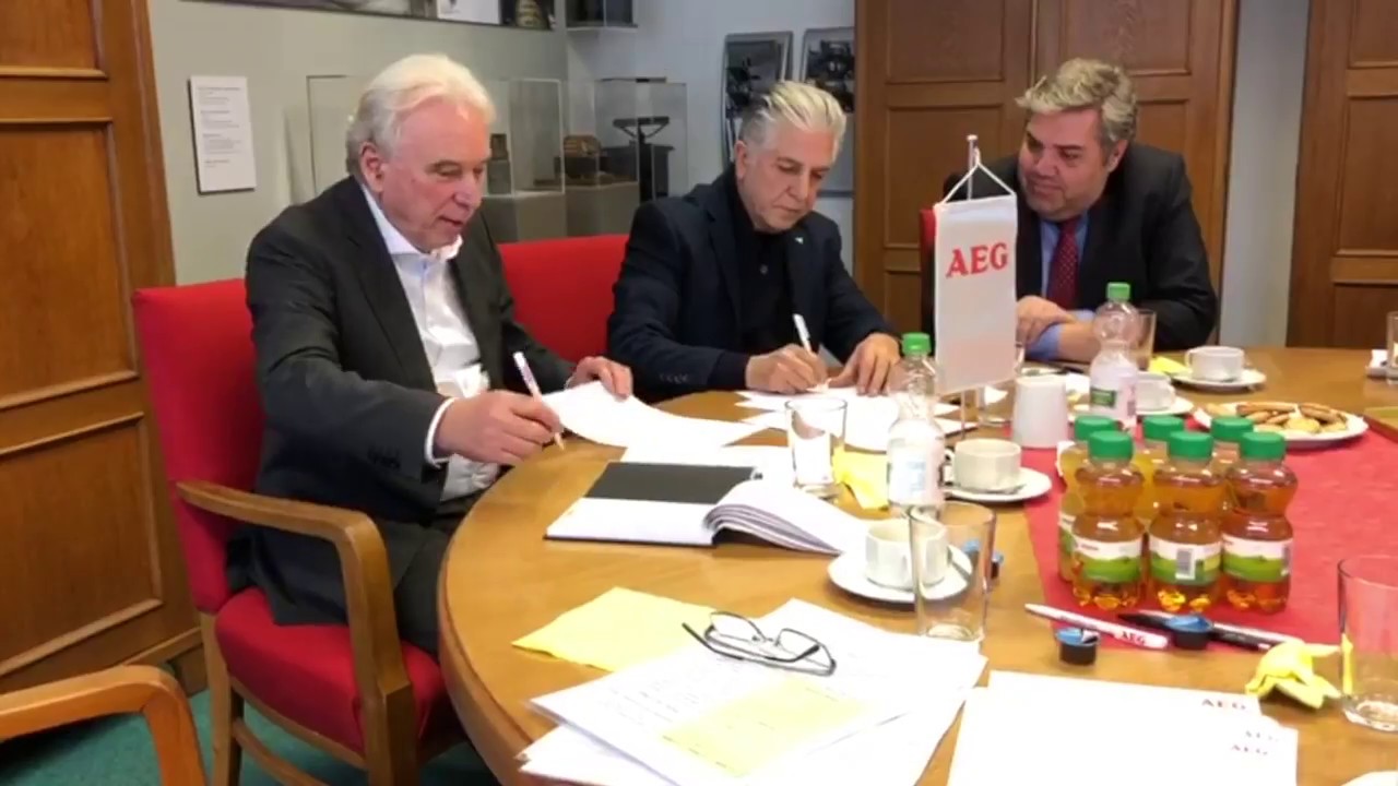 WPP CEO INTRODUCTION - YouTube