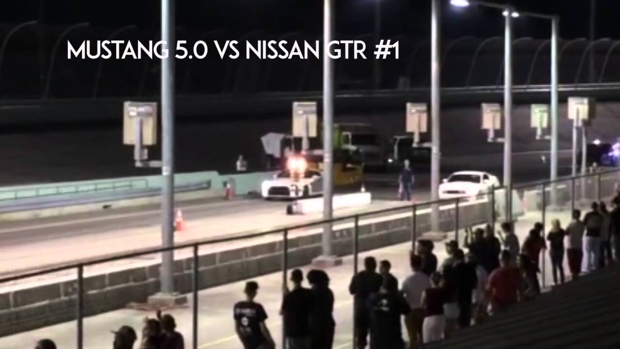 Fast lane friday 1/8 mile Drag racing at Homestead Speedway - YouTube