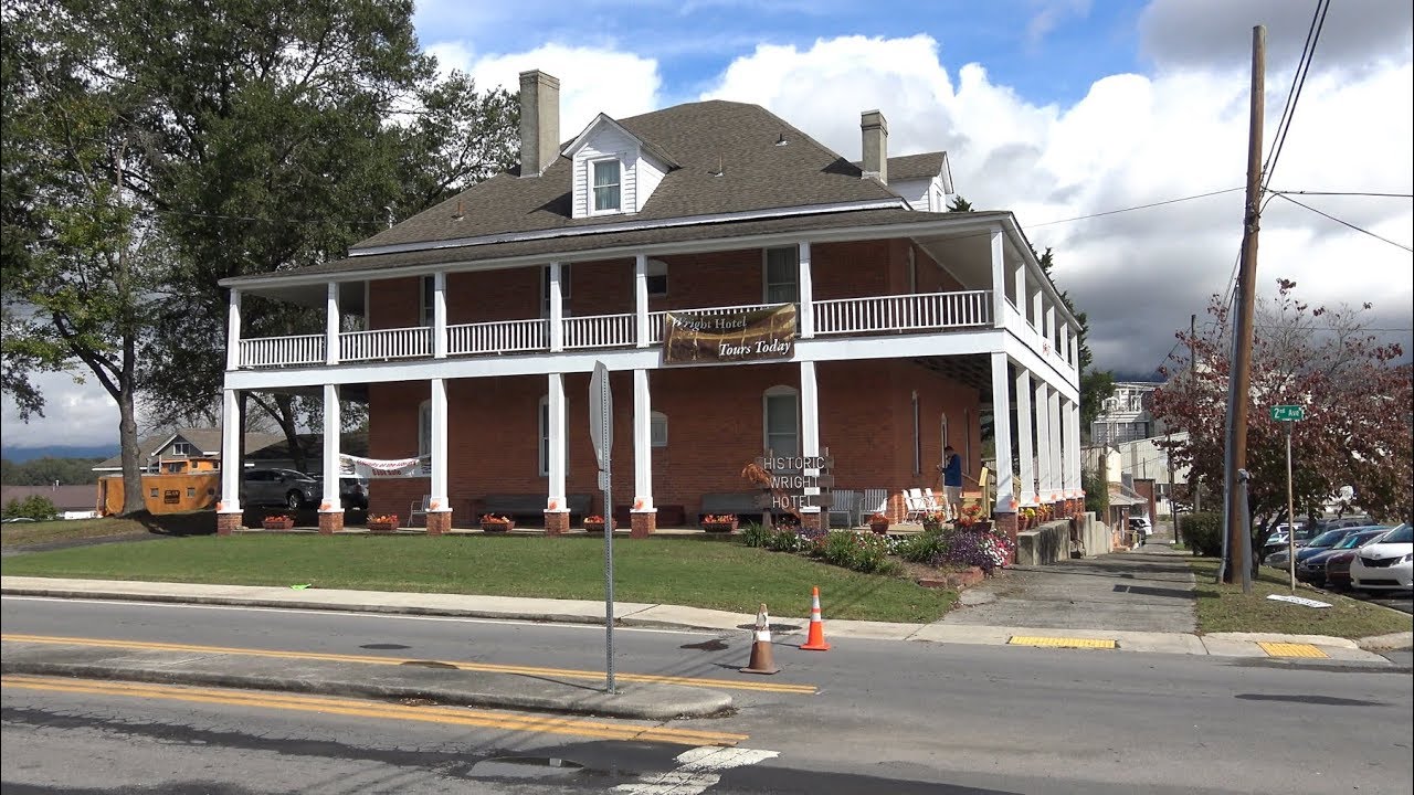 Wright Hotel, Inside Look - YouTube