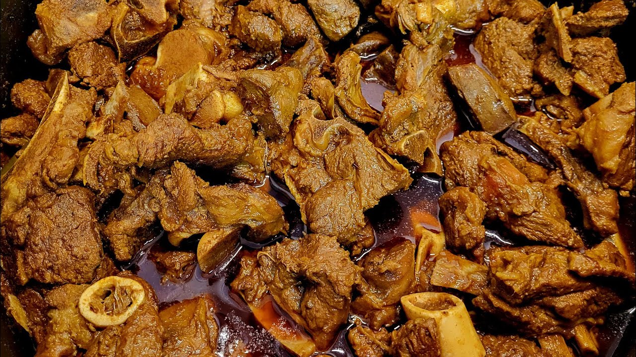 Delicious Mutton shahi karahi|| baburchi style|| Easy method by few ...