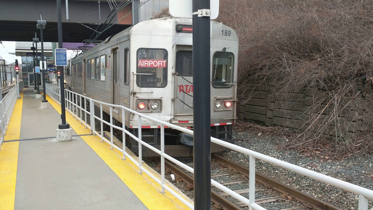 Cleveland RTA Red Line Leaving E. 55th ST. - YouTube