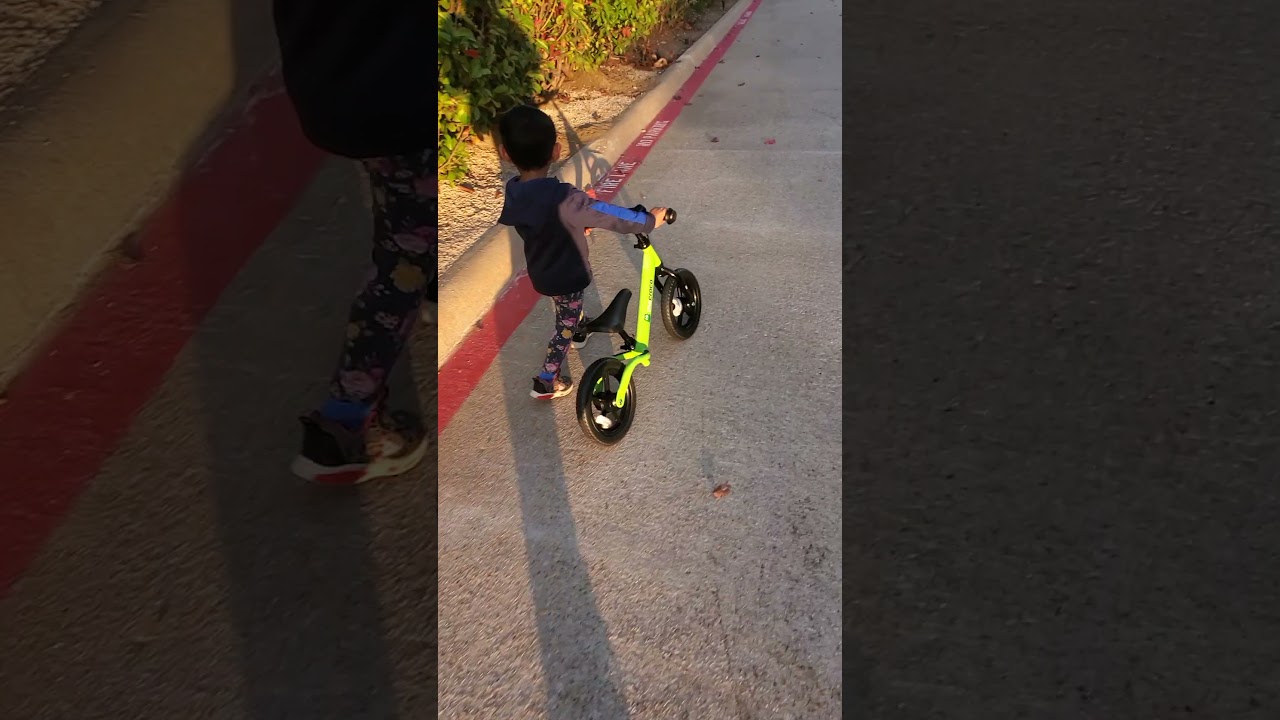 #Croco #bike #toddler - YouTube