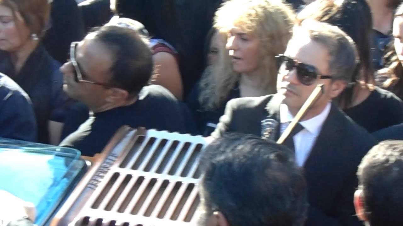 inmormantare fane spoitoru nr 4 - YouTube