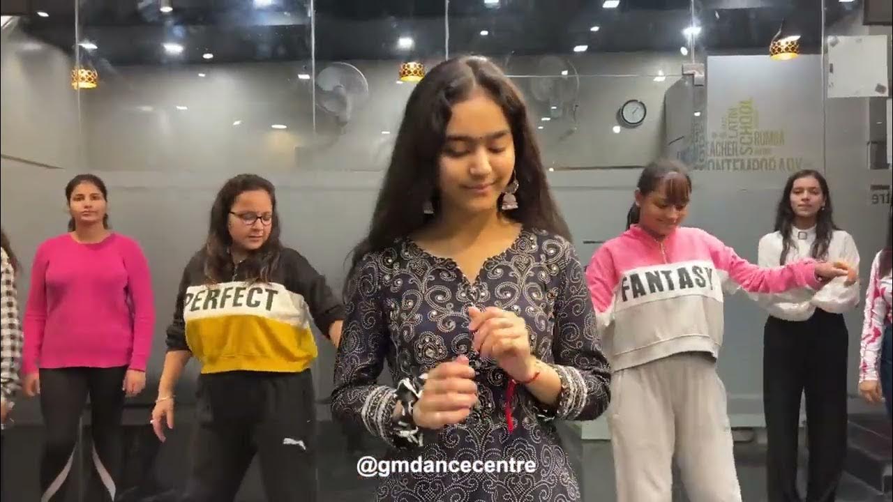 Maan Meri Jaan Full Class Video Deepak Tulsyan Choreography G M Dance Centre King - YouTube