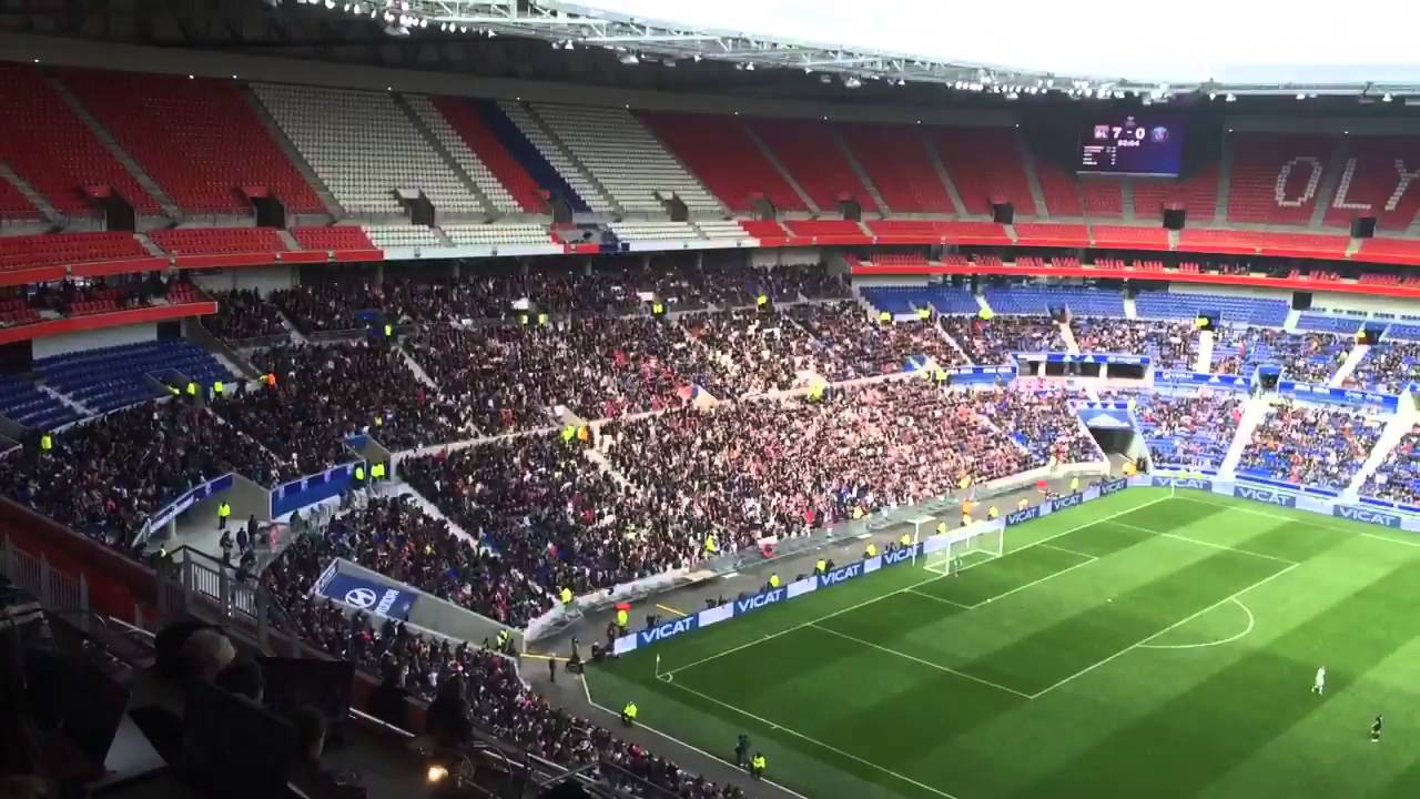 22,050 crowd at the Stade de Lyon is a milestone for a European (Lyon ...