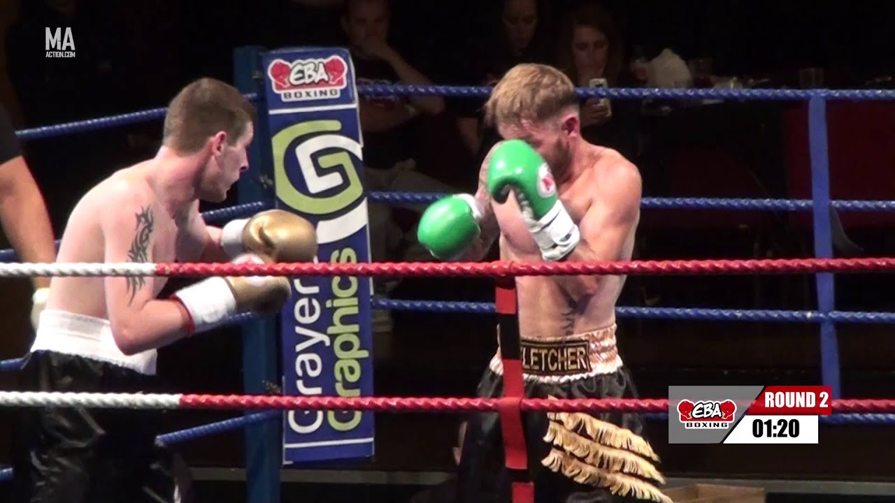 Dean Fletcher vs Tom Barret - YouTube