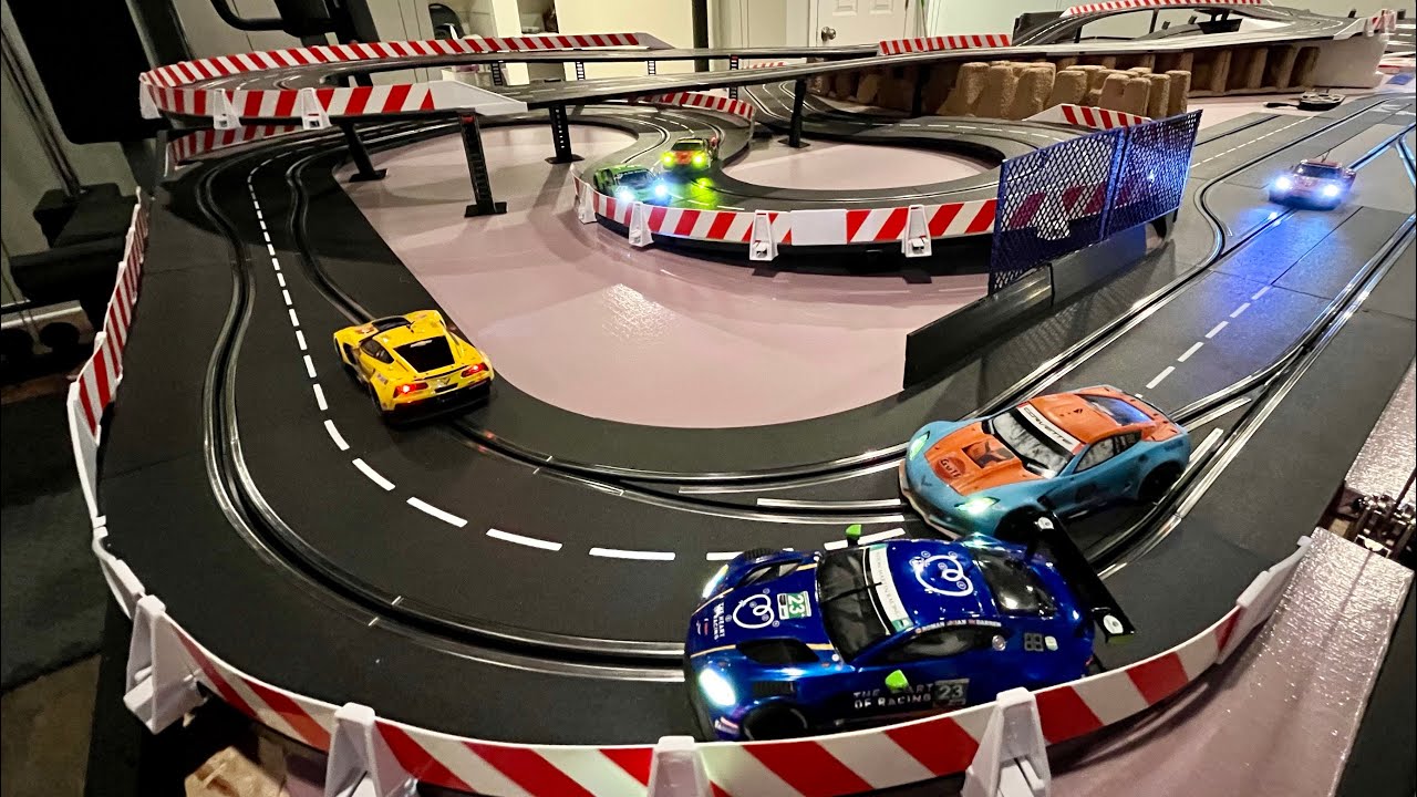 Reclaiming floor space and new track layout | Carrera Digital 132 - YouTube