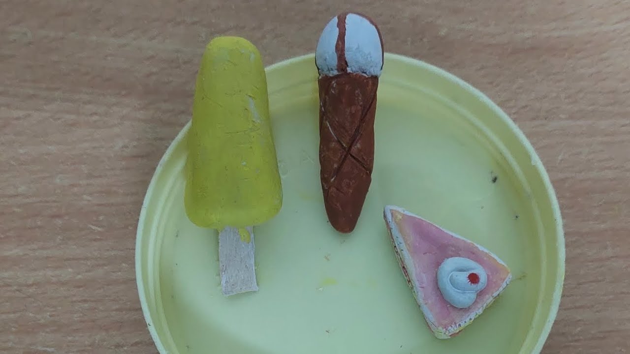 DIY MINI BAKERY ITEMS | CLAYART | MINIATURE CRAFTS |Air dry clay - YouTube