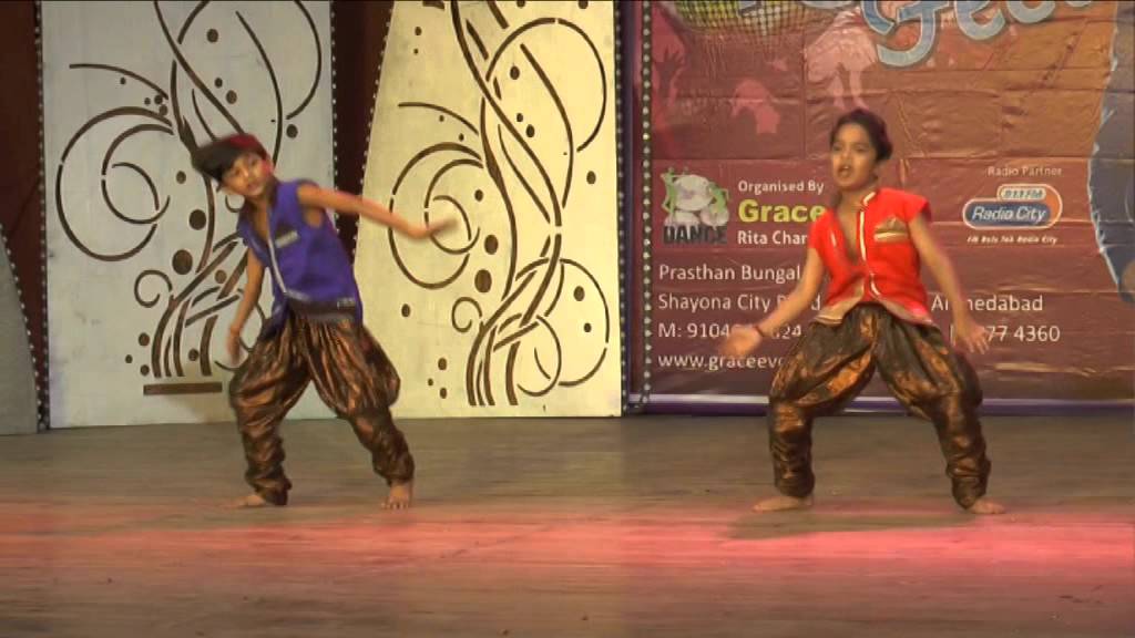zinda hai to preform by Yash Soni and mahim Patel - YouTube
