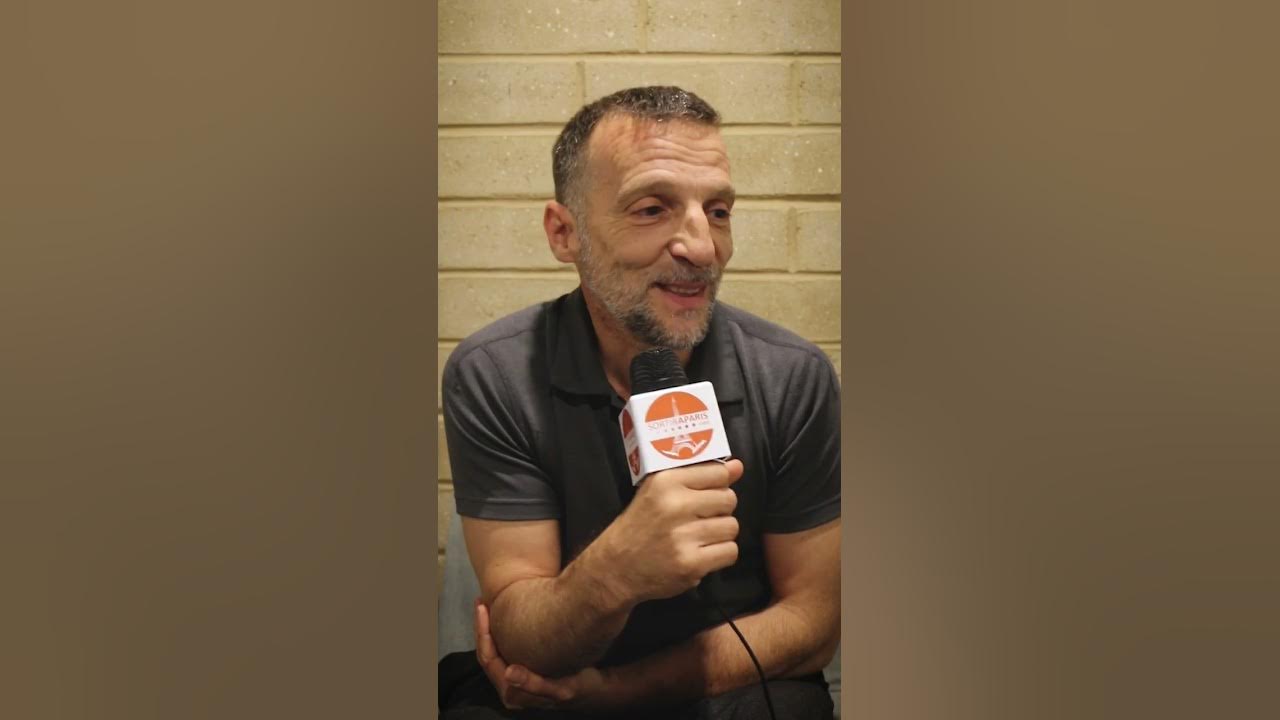 La Haine, la comédie musicale : interview de Mathieu Kassovitz | Sortiraparis - YouTube