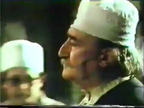Muzaffer Ozak Zikirde - Ben Dervişem Diyene