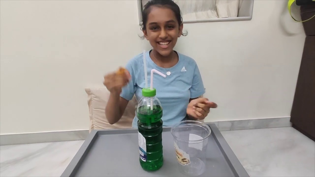 Experiment showing Air Pressure Causing a Fountain - YouTube