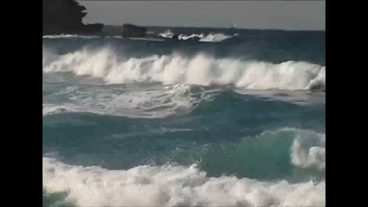 Greymouth Surfing....ahh not quite! - YouTube