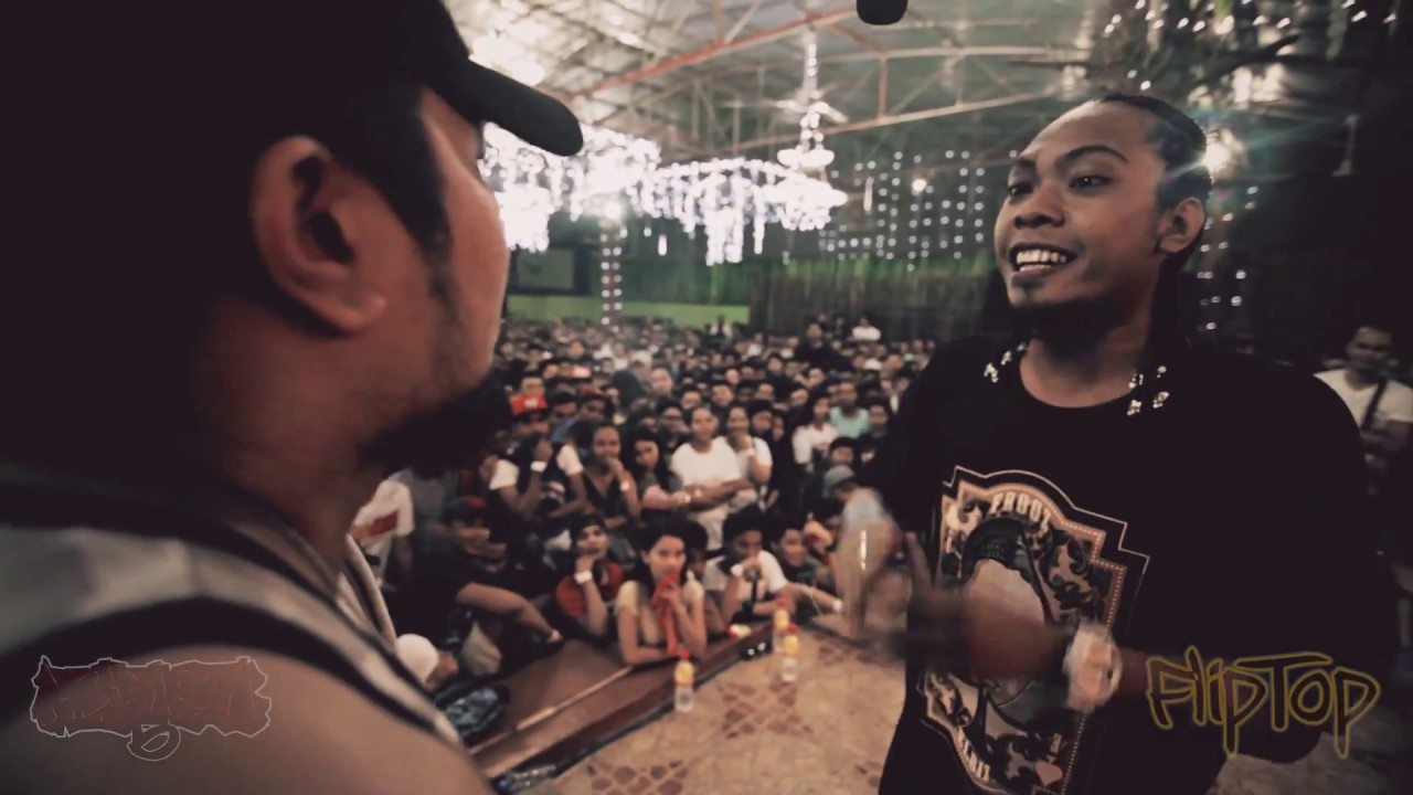 FlipTop - Frooz vs Harlem - YouTube