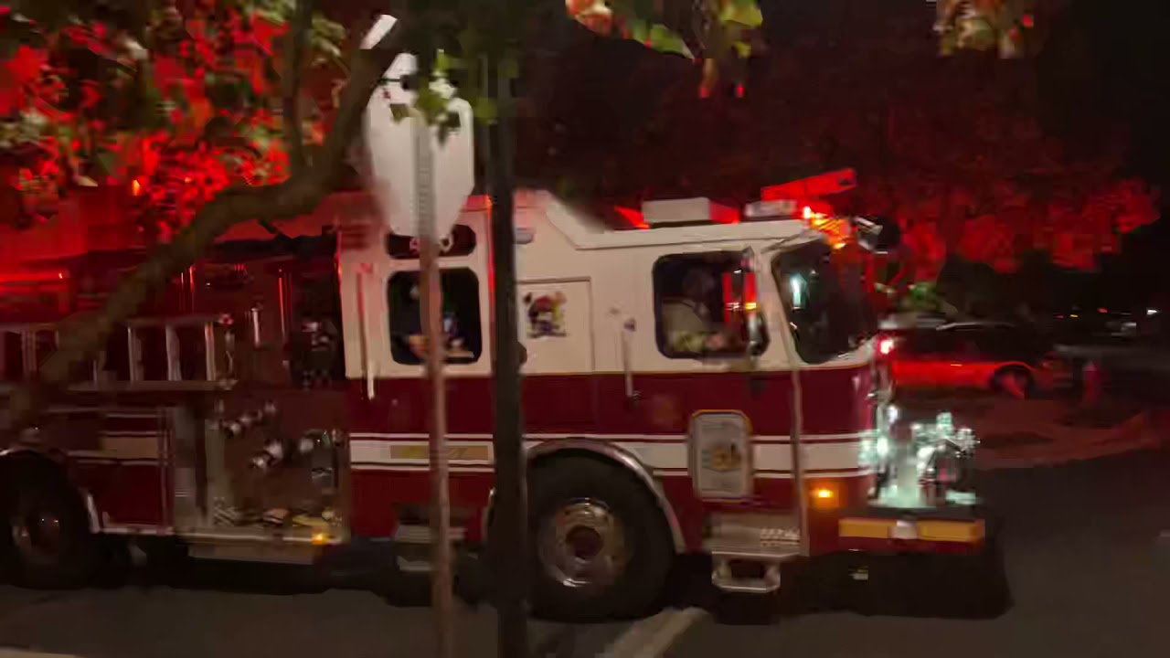 Engine 440 Responding to a fire alarm | Fairfax County Fire & Rescue ...