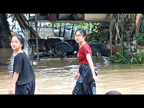 Intip gadis tanggung mandi