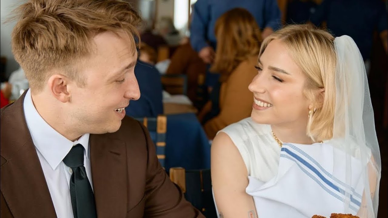 Shayne and courtney bein cutie pies - YouTube