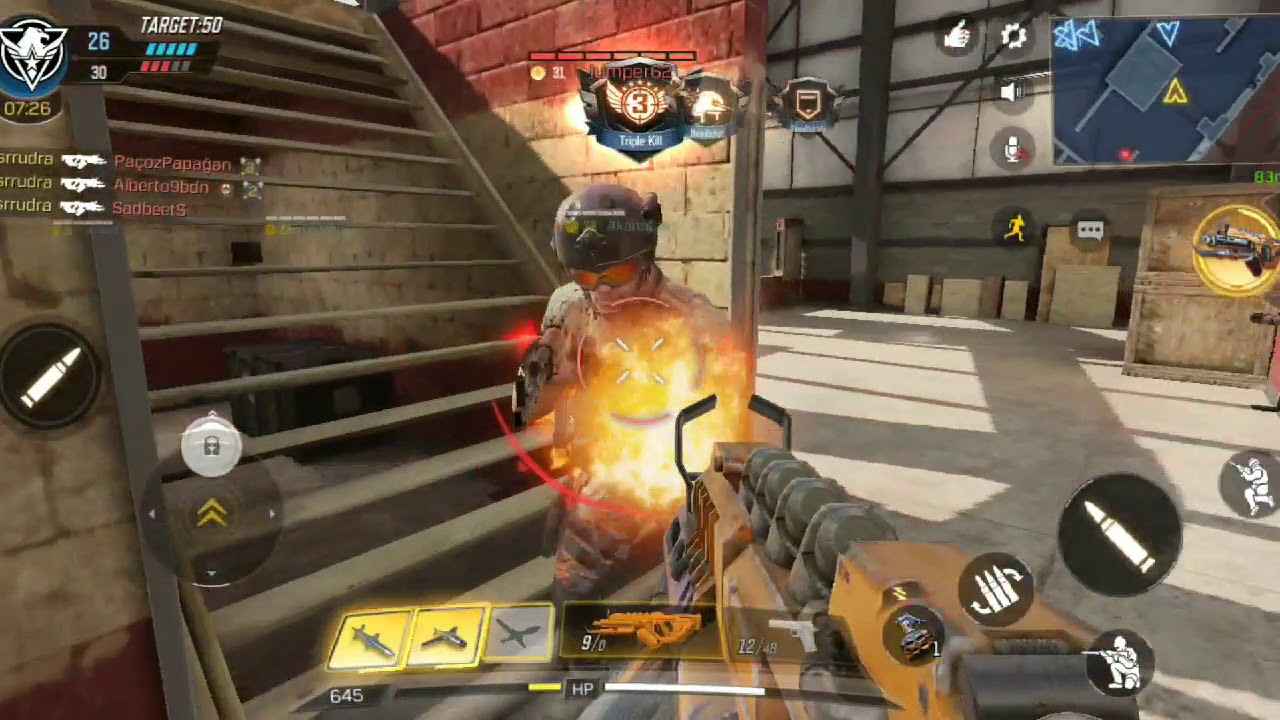 "Call Of Duty" Close fight - YouTube