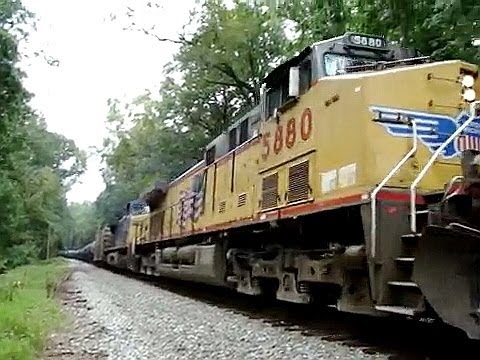 RARE! Union Pacific Leads CSX on Old Main Line - YouTube