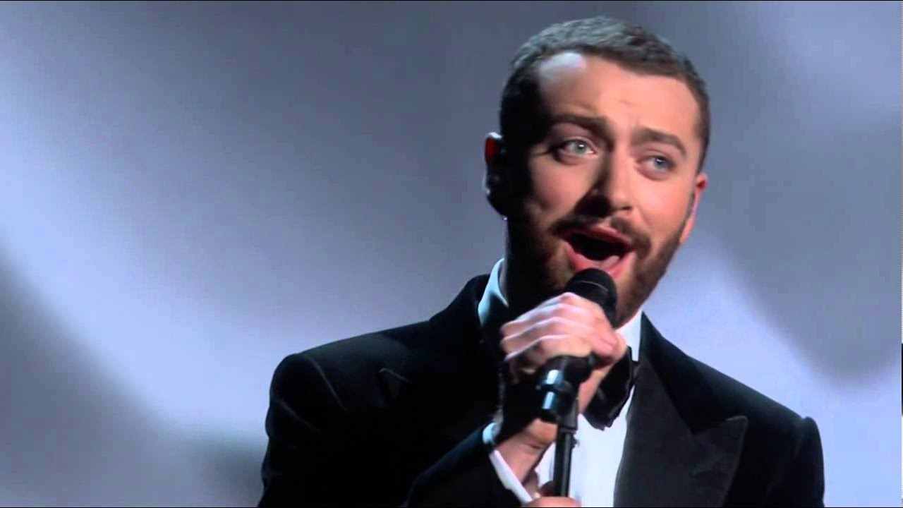 Sam Smith performing Writing's On The Wall @ The Oscars 2016 - YouTube