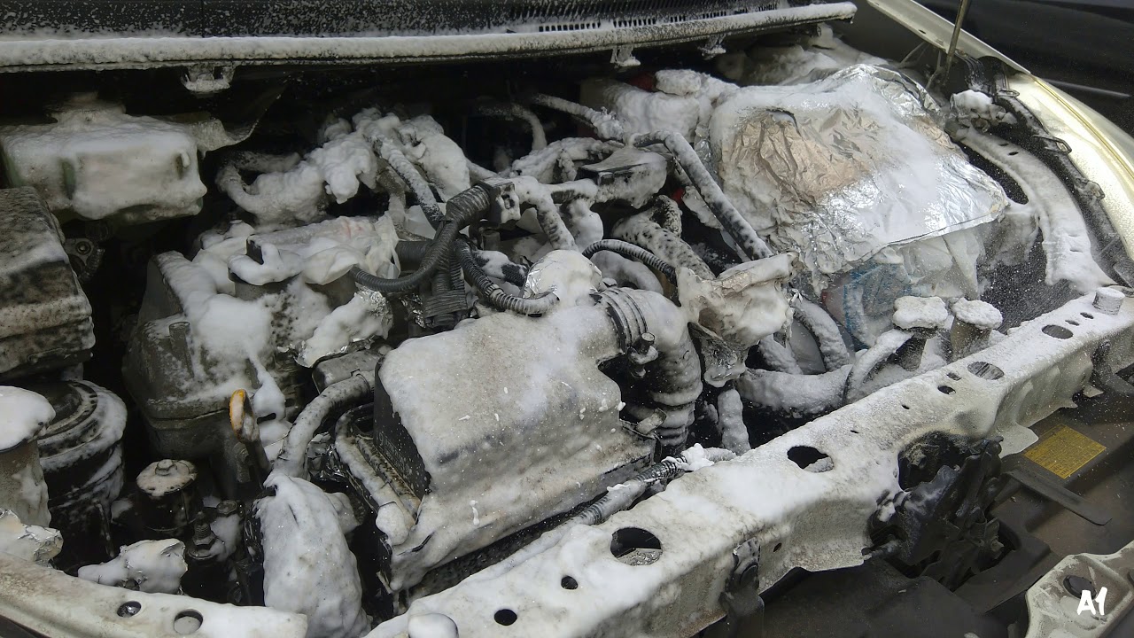 Toyota Aqua NHP10 | Engine Detail - YouTube