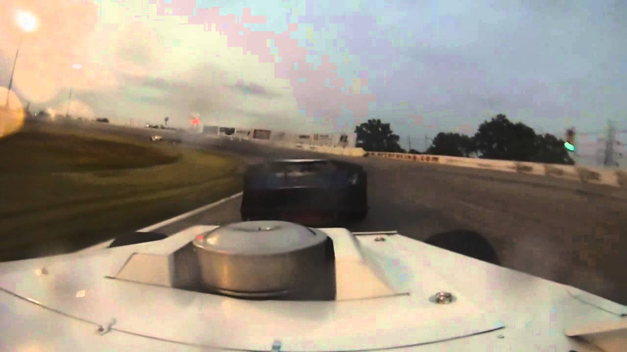 Some footage of Brian Nester at Toledo Speedway 2015 - YouTube