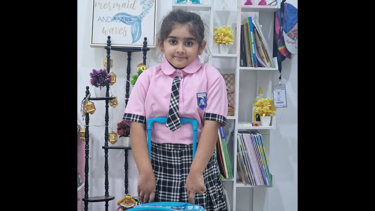 FIRST DAY OF SCHOOL - YouTube