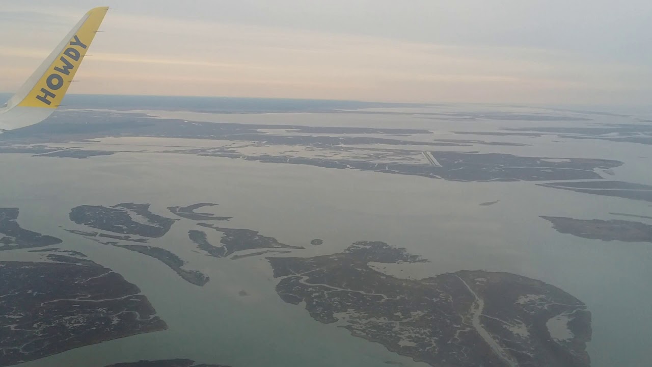 FIRST TIME LANDING IN ATLANTIC CITY ON SPIRIT AIRLINES - YouTube