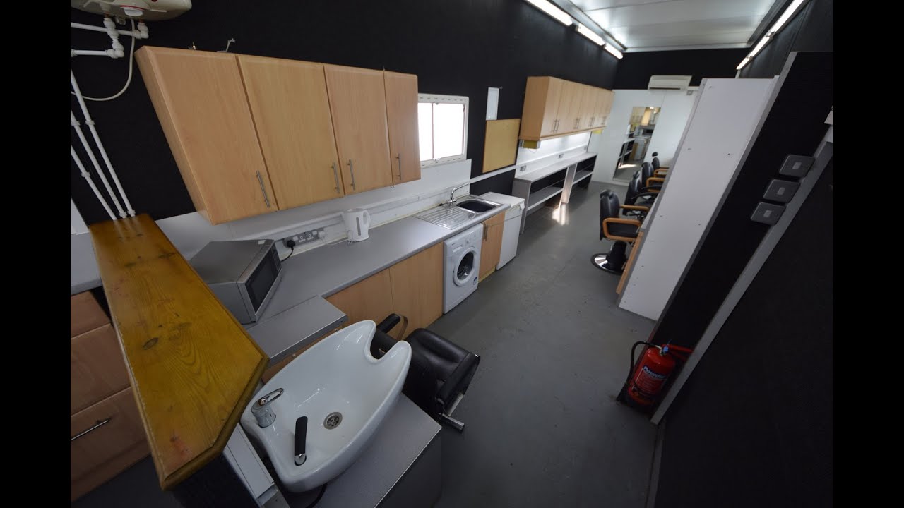 Makeup Trailer 1 - YouTube