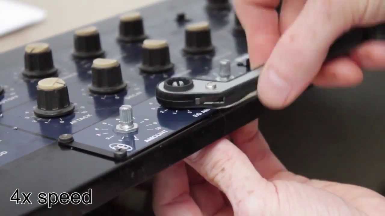 Tubbutec Polysex mod - construction manual p.1 (Korg Polysix mod) - YouTube