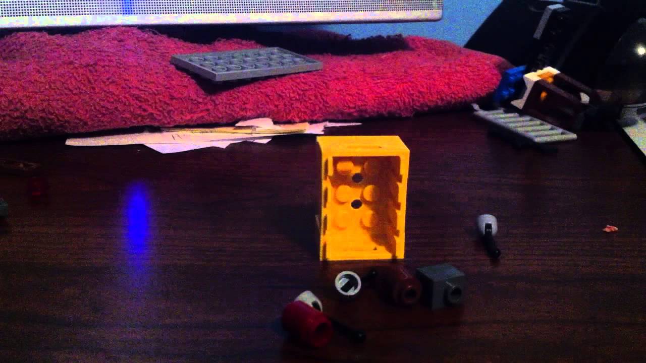 Lego mortar launcher - YouTube