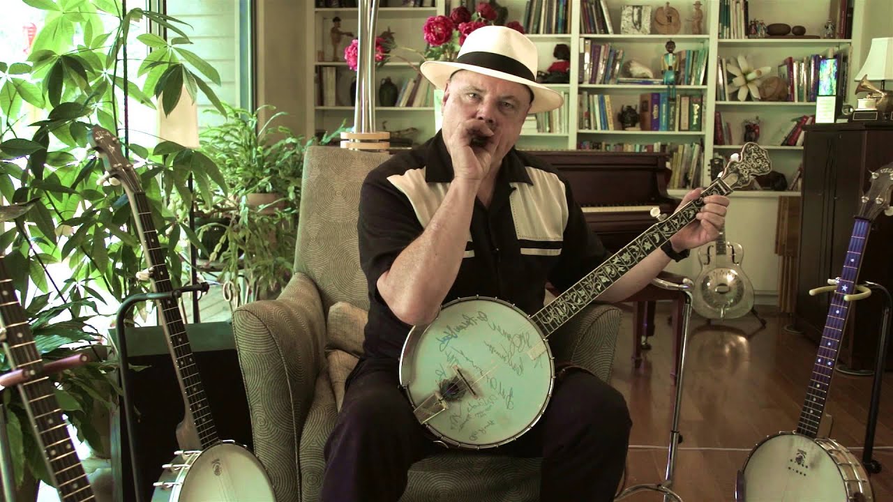 The Deering David Holt Model - YouTube