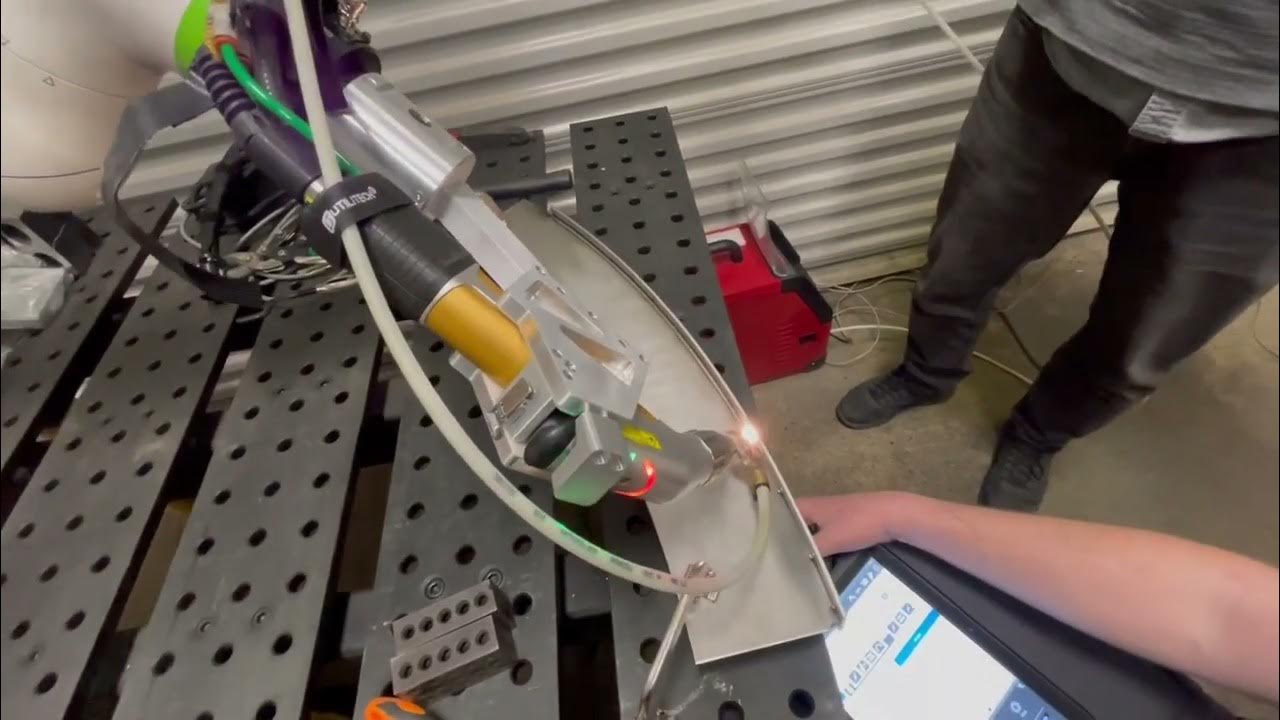 LightWELD Wire Weld Test Fanuc CRX Co Robot - YouTube