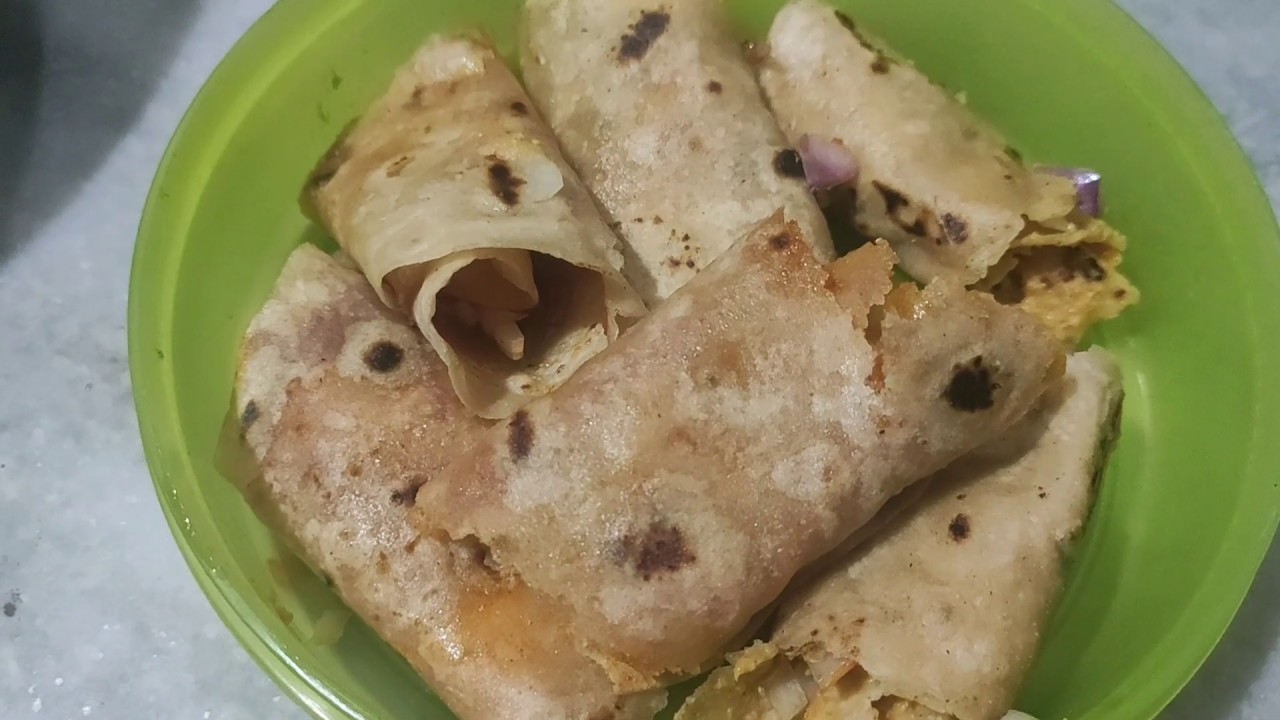 చపాతీ రోల్స్ / stuffed chapati / lunch box item || Ismart Vantalu ...