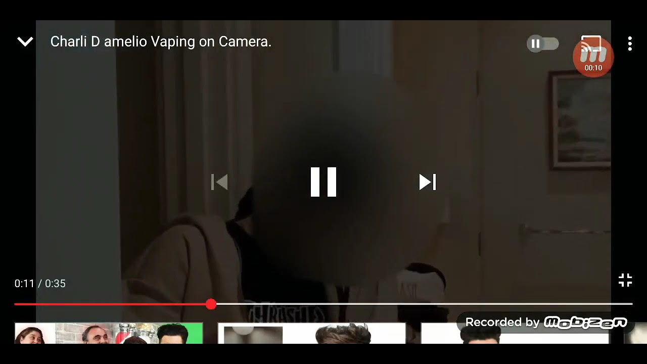 Charlie d amelio cuaght vaping - YouTube