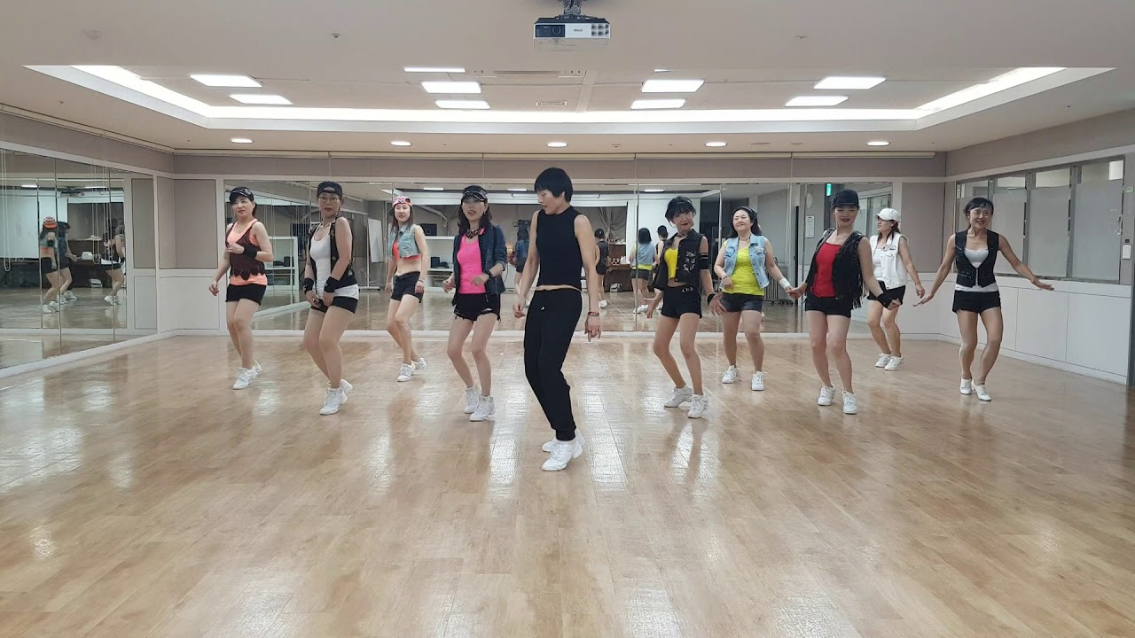 Have A Good Time Line Dance (Absolute Beginner Level) - YouTube