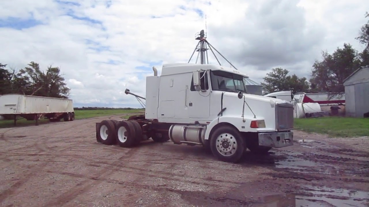 1994 Volvo GM T/A Truck Tractor - YouTube