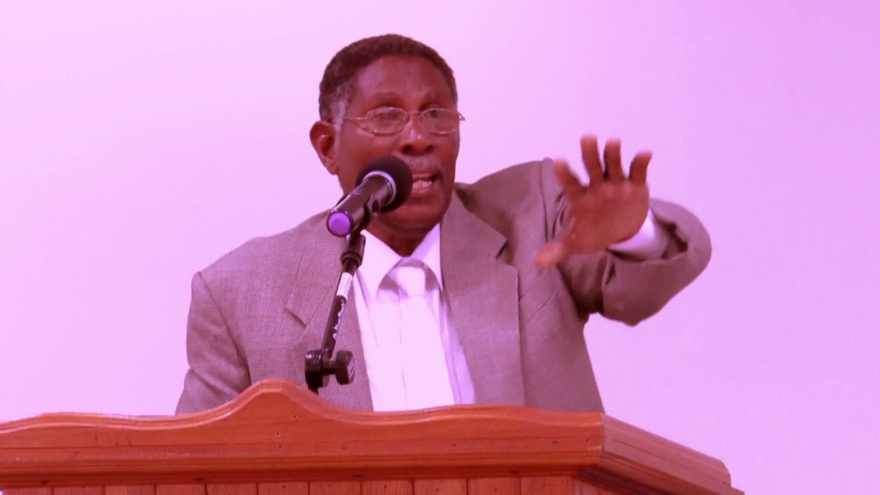 Memory Pastor Beresford E M Findlay - YouTube