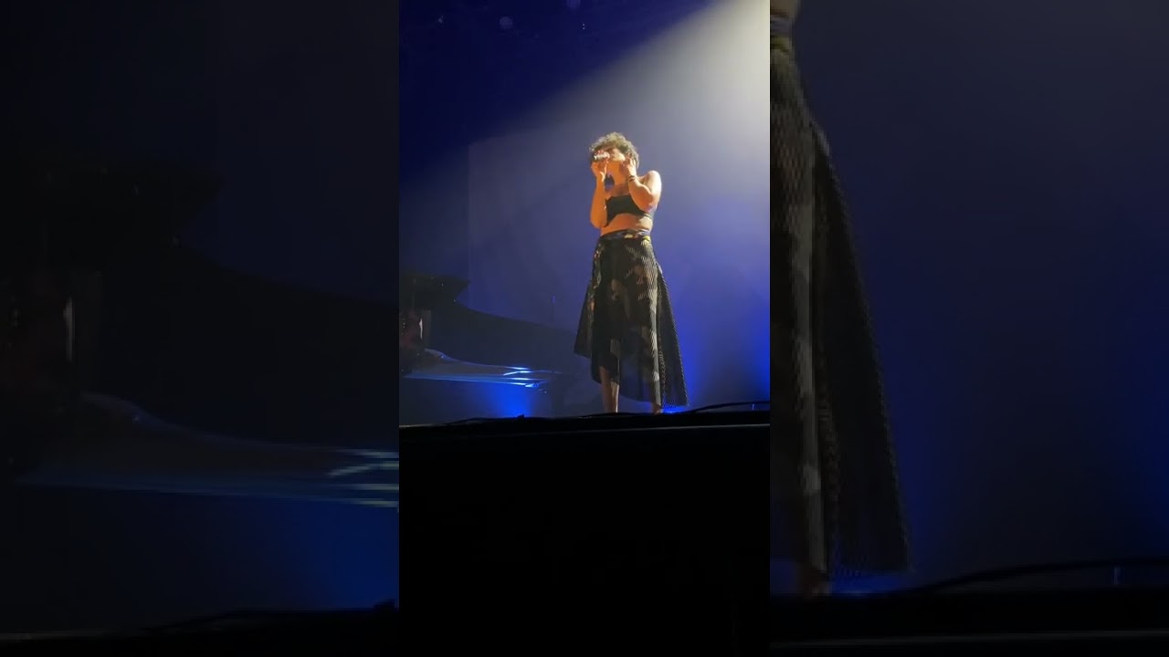 Louis - Barbara Pravi - YouTube Music