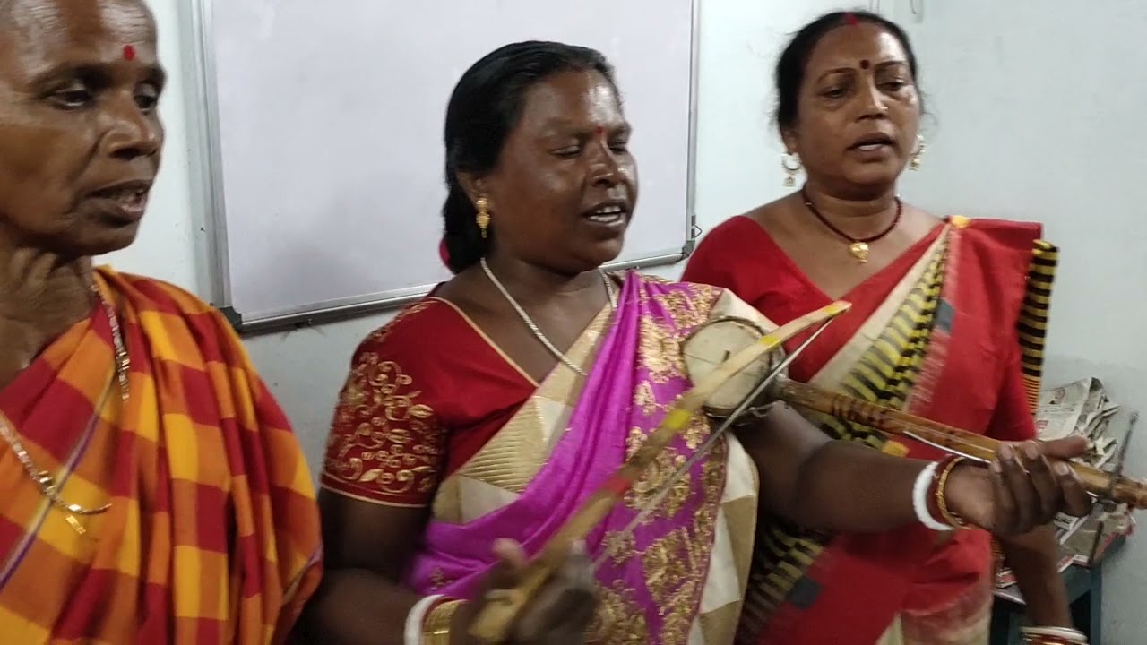 NEW SANTALI TRADITIONAL SAHRAY/Sohrai SERENG/ SONG VIDEO2021 - YouTube