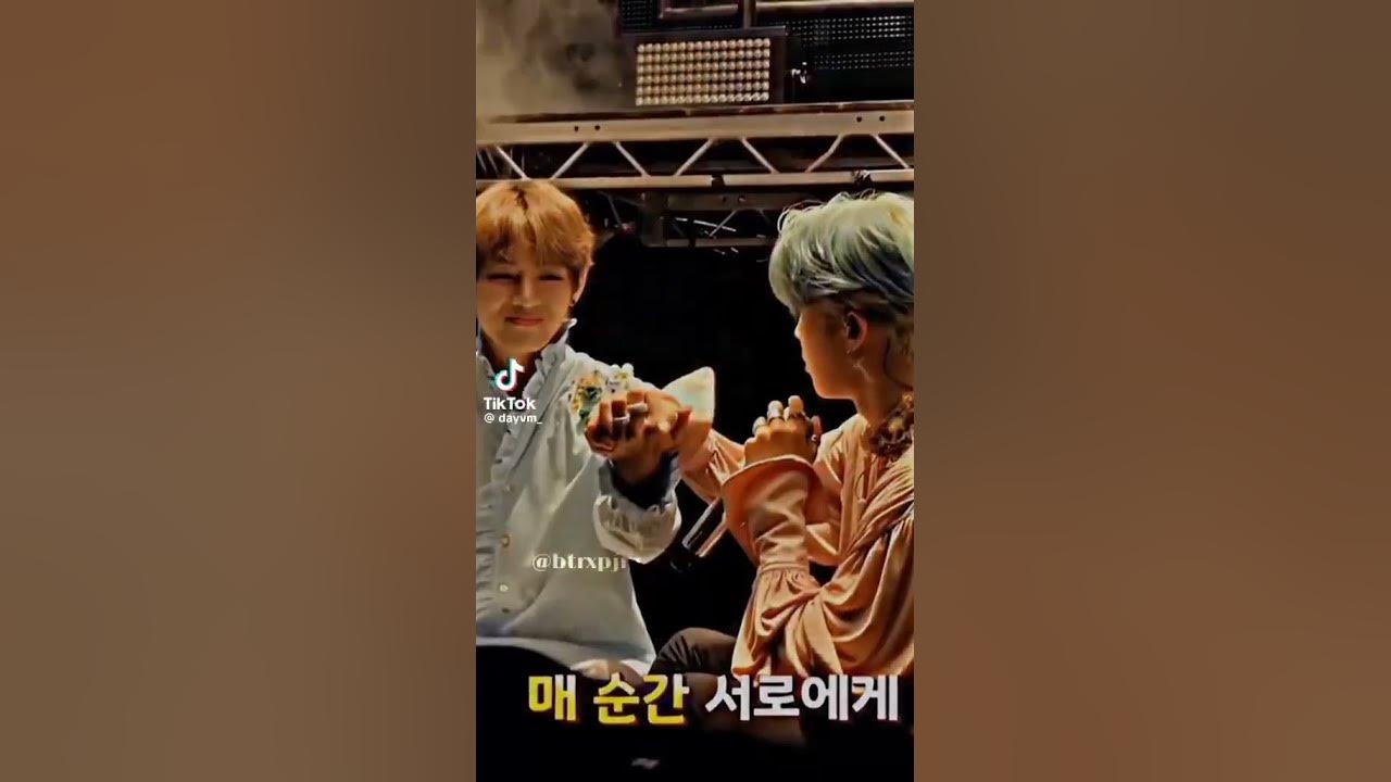 Vmin holding eo hand is best thing in this world ️#bts #vmin #btsarmy #vmincutemoments - YouTube