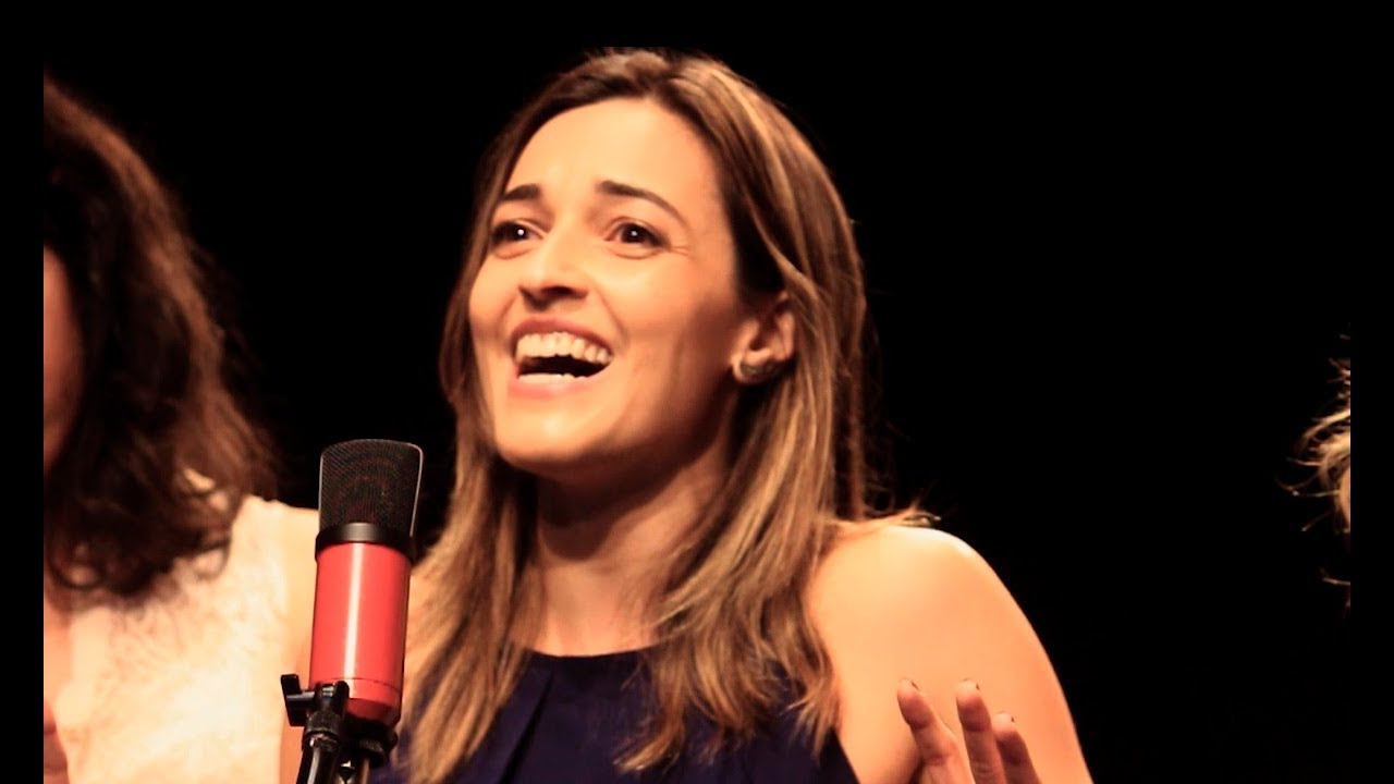 "Practically Perfect", por Julia Duarte - YouTube