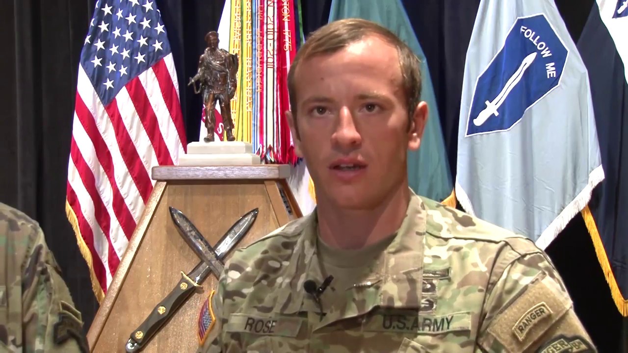 CPT Rose and MSG Horsager win the 2017 Best Ranger Competition - YouTube