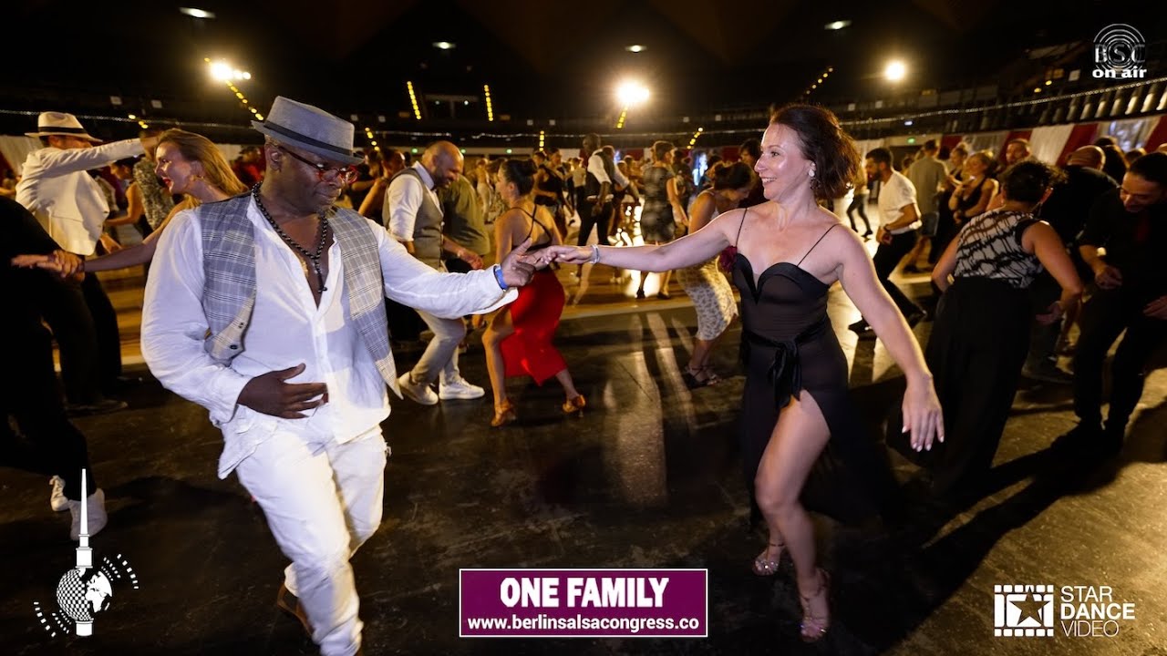 Ed Ward & Kerstin Valet ~ social dancing @ Berlin Salsa congress ...